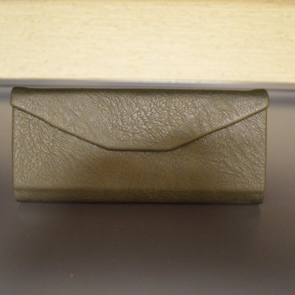 NYS | Accessories | Collapsible Trifold Case Assorted Colors | Poshmark